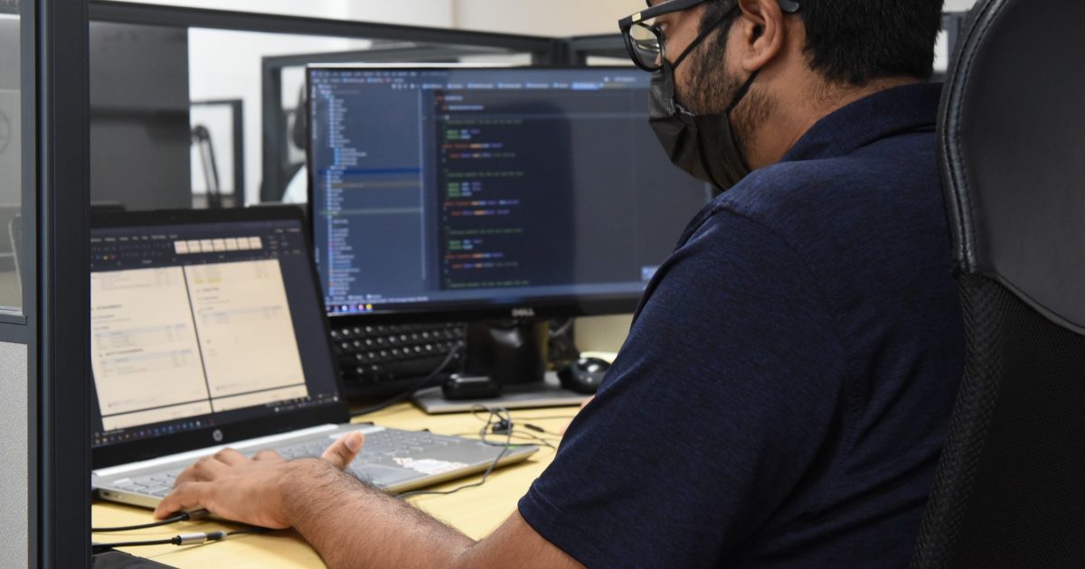 How much do Software Engineers in Maldives make? : Arushad's Blog